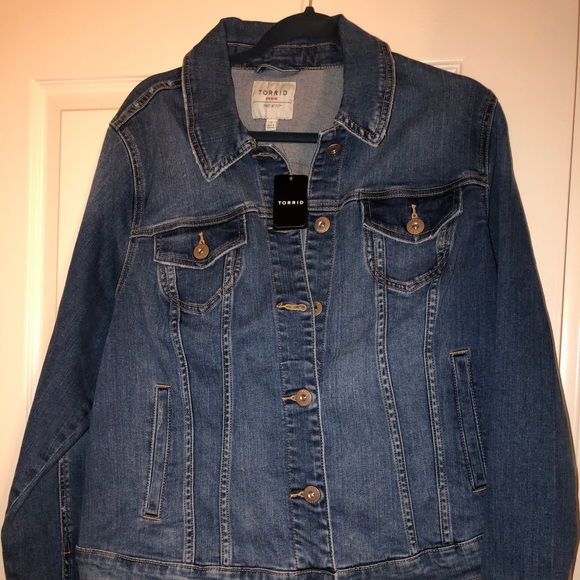 torrid | Jackets & Coats | Torrid Med Wash Trucker Denim Jacket | Poshmark